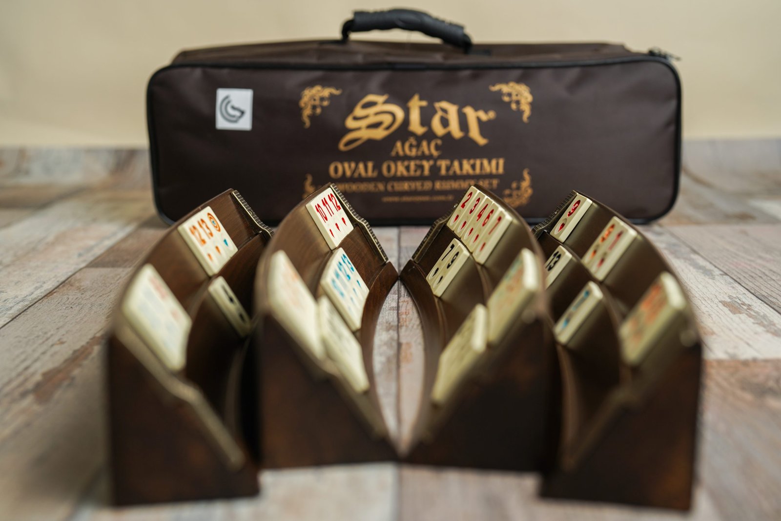 لعبة اوكي اوفال - JackaroKW